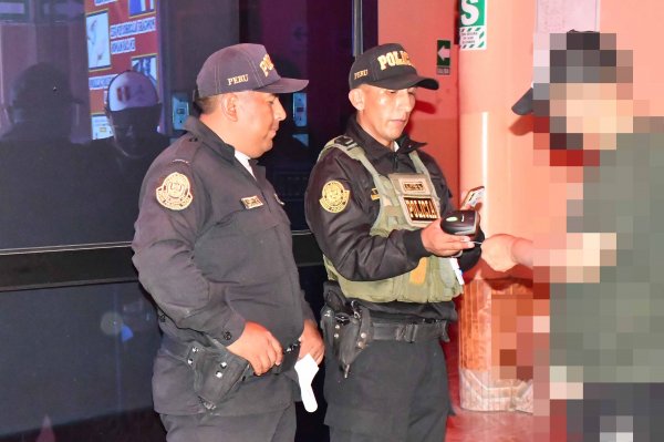 En operativo intervienen a tres extranjeras ilegales al interior de ...